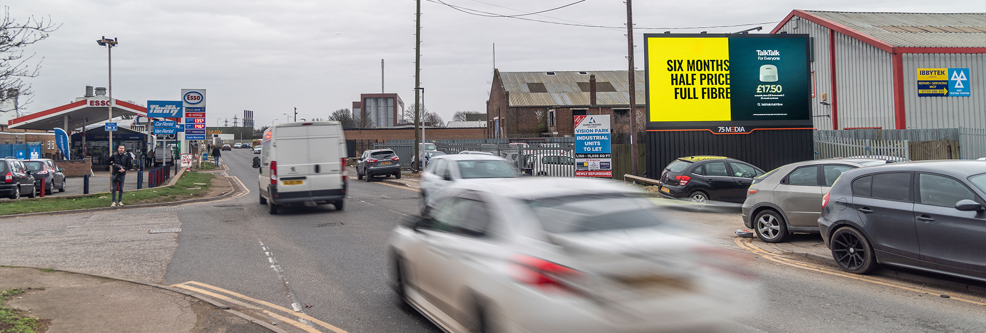 What Are The Best Fonts For Billboard Advertising in 2024? - 75Media